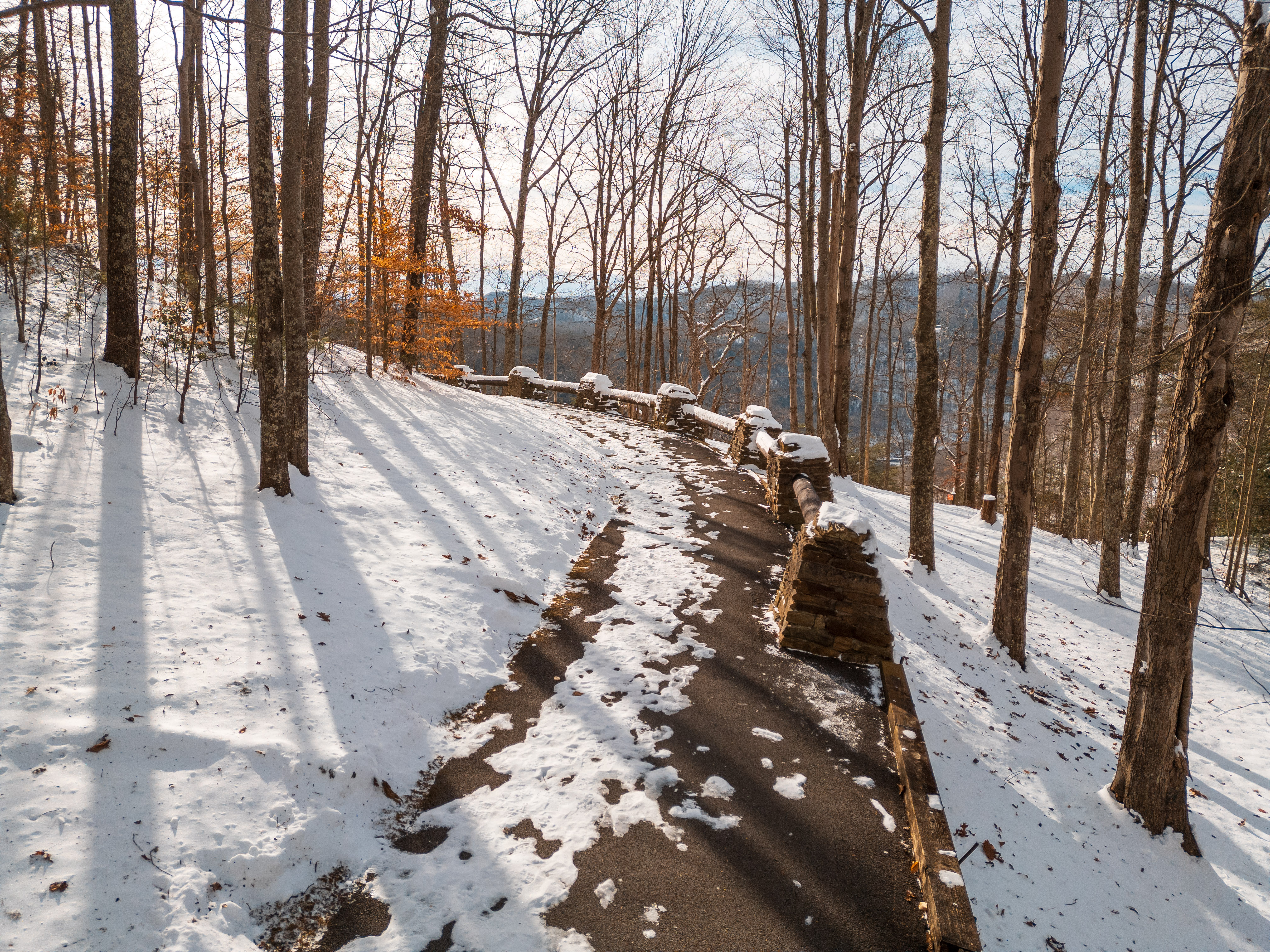 5 Reasons to Visit Hawks Nest State Park This Winter - West Virginia ...