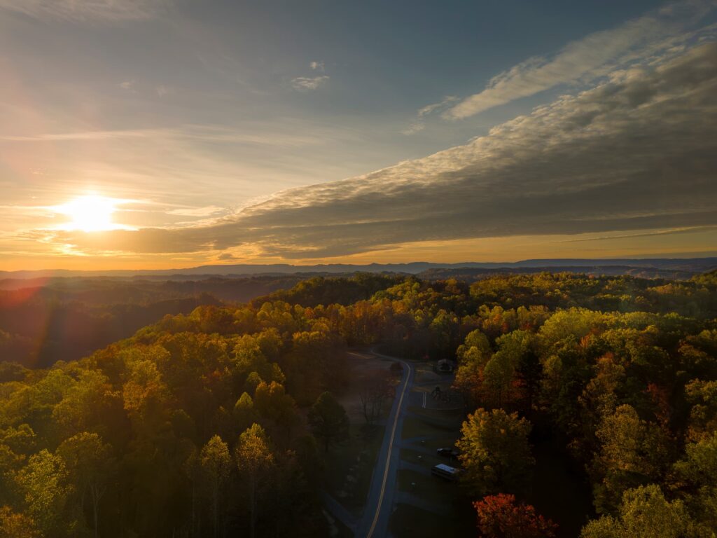 2025_TwinFalls_FallFoliage_DNR_PARK_56-2100x1575-40b2df12-5aee-4204 ...